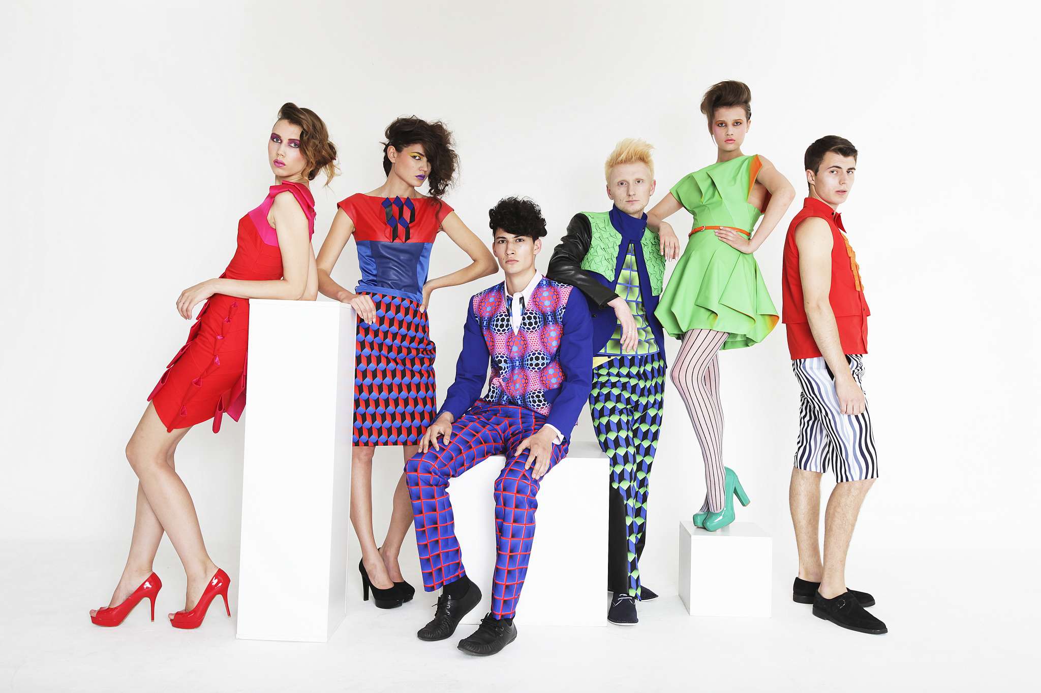 Staying Trendy: Elevate Your Fashion Style in 2024 - The Chic Fashionista