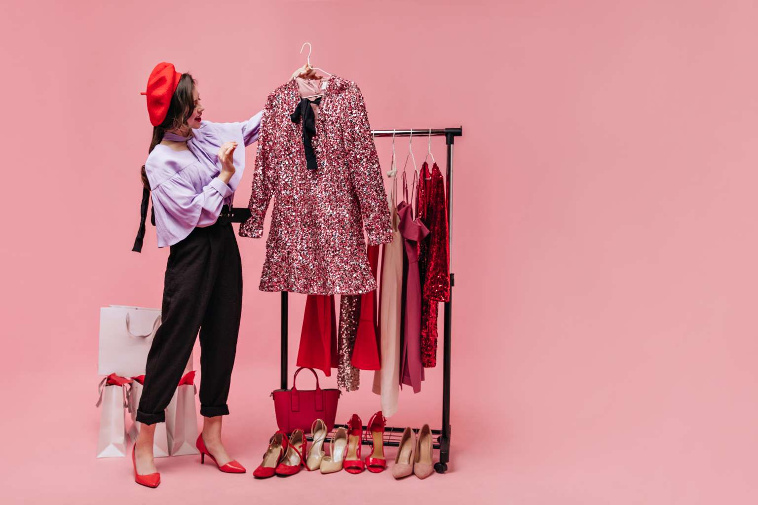 Top Shades Of Red Outfit Ideas For Ladies Wardrobe - The Chic Fashionista