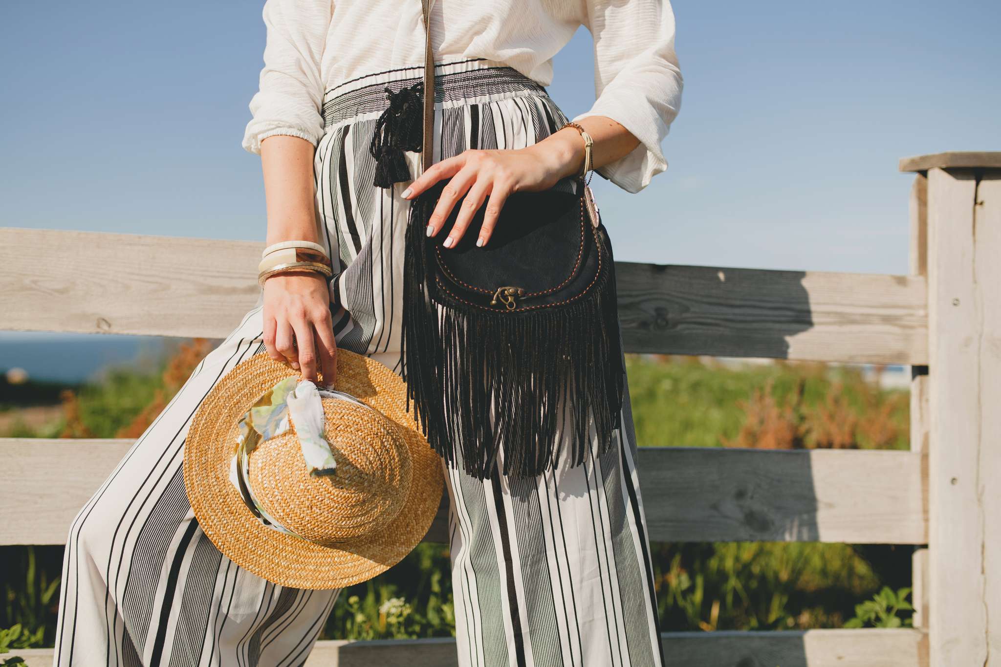 Best Spring Shoulder Bag Trends To Try in 2024 - The Chic Fashionista