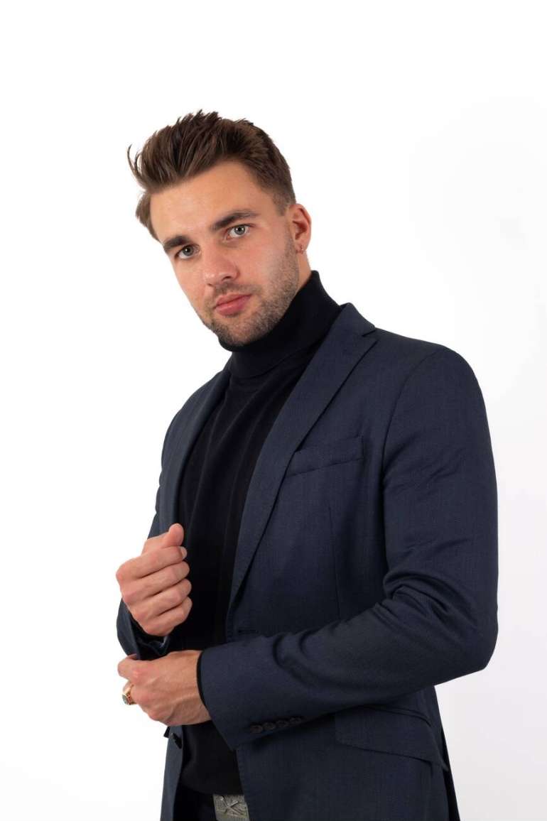 Dress to Impress: A Comprehensive Guide to Pairing Your Navy Blue ...