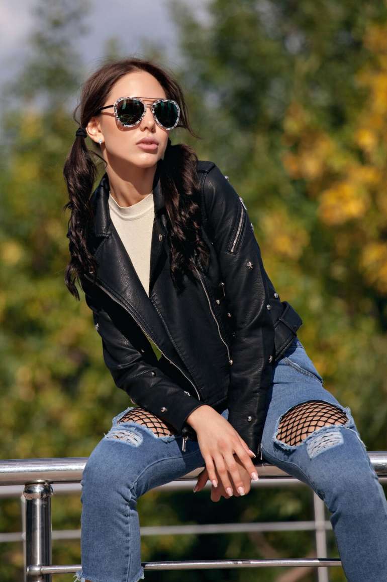 Rock Chic Style Clothing: A Perfect Blend of Edgy and Glamorous - The ...